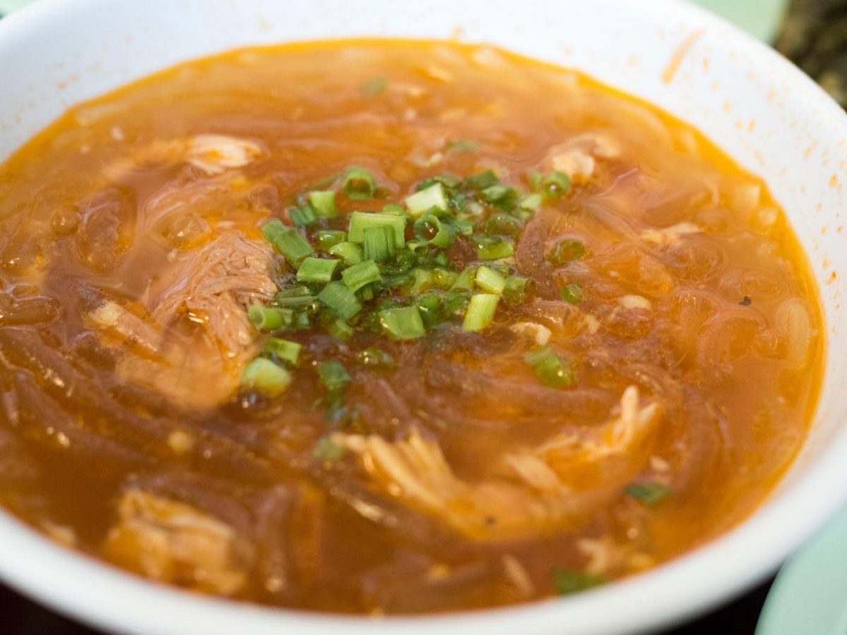 ono-hawaiian-foods-chicken-long-rice • The Shanghai Kid Blog