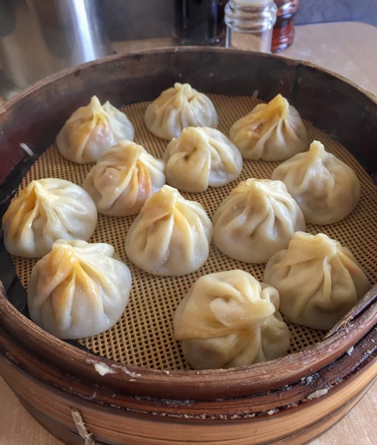10 types of foods you need to eat when in Shanghai for the first time ...